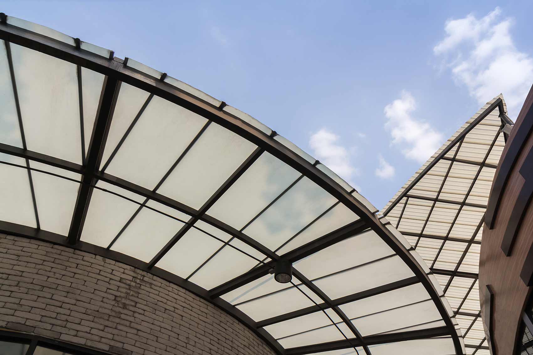 Plexiglass et Lexan (Polycarbonate Clair) | Vitrerie Dorval